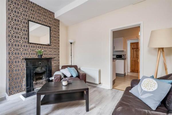 Beautiful 2 Bed House, South Belfast. 7 Minutes City Centre. - Belfast