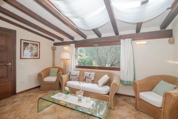 Residenza Conti Porto Istana - Olbia