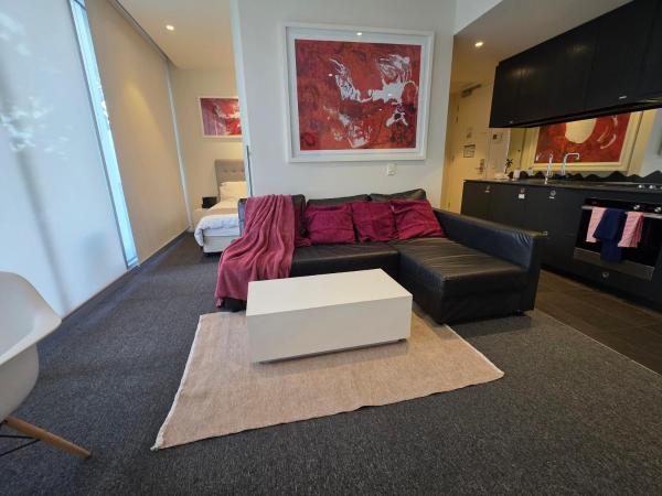 Luxury 2 Bedroom Suite Near Adelaide With A Car Park - 스터링
