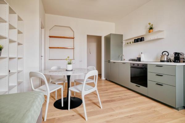Just Urban Stays - Modern And Strategic 1-br Flat C - Central Station - Milan