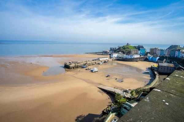 Captains Lookout - 1 Bedroom Apartment - Tenby - Tenby