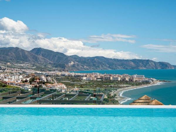 2 Bedrooms Apartment Bayview Hills Nerja - Cómpeta