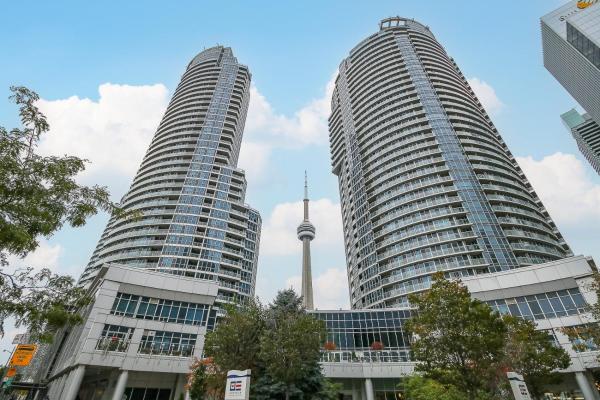 Panoramic Lakeview Resort Living 3bdr With Gym, Pool, Free Parking - 多倫多