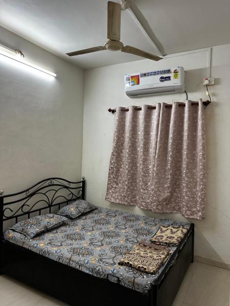 Shree Sadguru Krupa Yatri Niwas - Kolhapur