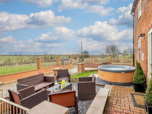 2 Bed In Caunton 91051 - Southwell