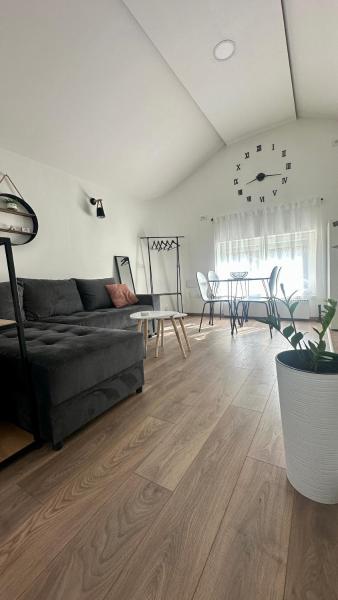 Lane Stay Studio - Belgrade Nikola Tesla Airport (BEG)
