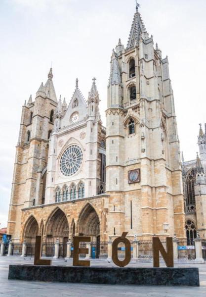 Magic V Barrio Húmedo - León, Espagne