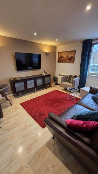 Modern 1-bed Apartment Near Central London - Surbiton