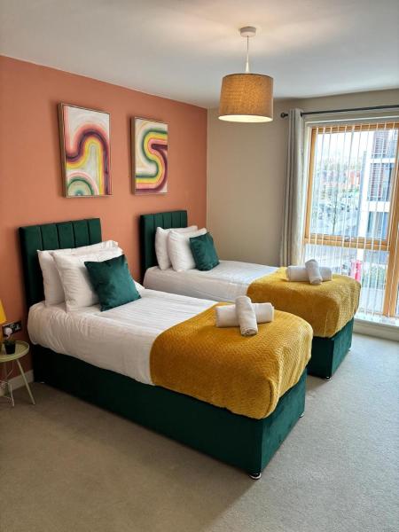 2-bed Duplex Apartment | Sleeps 6 | Ideal For Contractors, Nhs & Tourism Guests - Telford