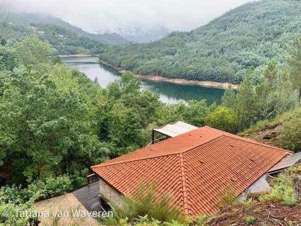 Sorte Do Jugo - Lakeside Cottage With Private Beach - Vieira do Minho