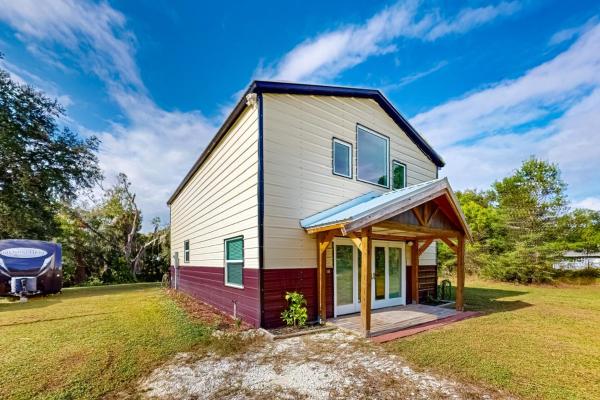 Riverfront Home With Internet, Washer And Dryer, And Perfect For Kayaking - Sebring, FL