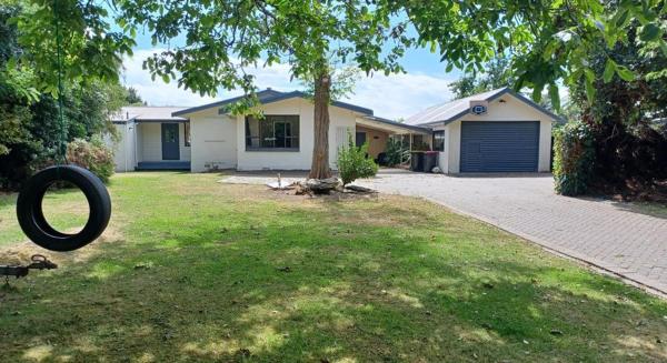 'Stay In The Loop' Spacious Family Retreat In Te Anau - Te Anau