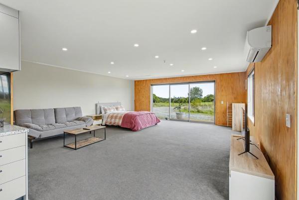 The Little Hive - Westport