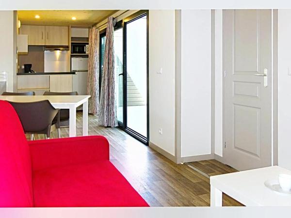 6 Guest Cottage With Pool & Terrace - Rochefort-en-Terre