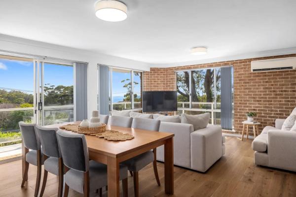Bella Vista 1 Ocean View And Balcony - Mollymook
