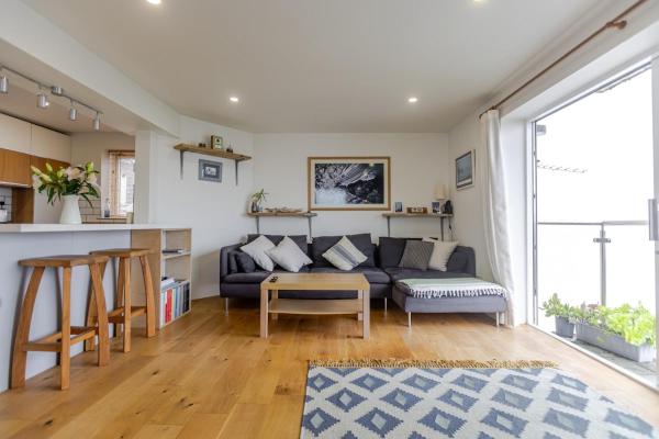 Modern 2-bed Flat In The Centre Of Falmouth - St Mawes