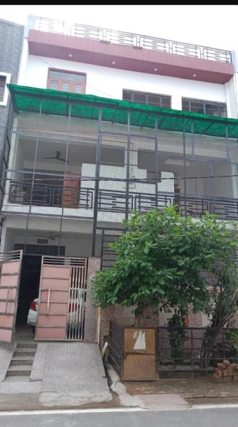 Shri Nath Ji Seva Sadan - Vrindavan