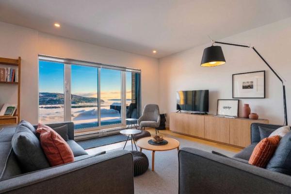 102 - Upscale Condo - River View Terrace - Baie-Saint-Paul