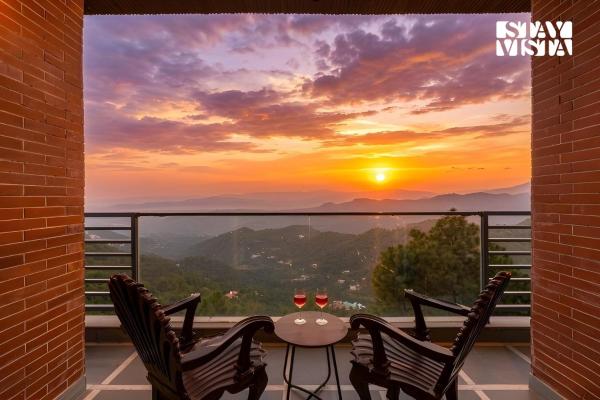 Stayvista At The Elmstone - Skyline Apartments With Bonfire, Bbq - Kasauli