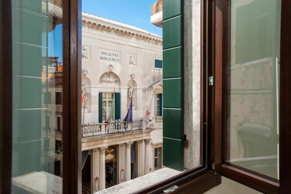 Fenice Studios - Venice