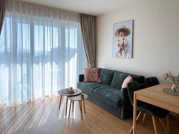 Smile Sea Apartments Studio And Apartment With Free Underground Parking - Várna