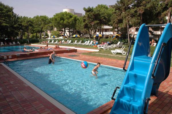 Apartments With Pool In Lignano 35684 - Lignano Sabbiadoro