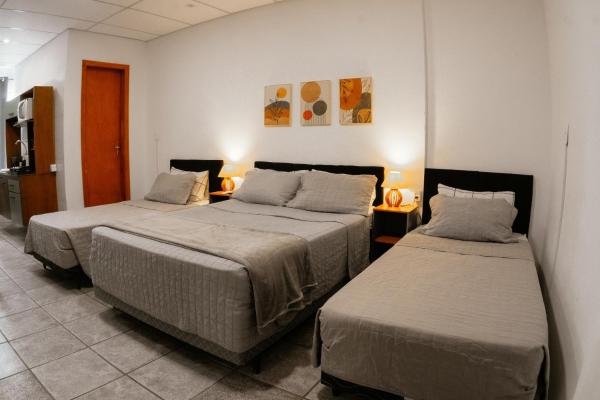 Villa Bilac - Amplos Studios 2km Da Vila Germânica - Gaspar