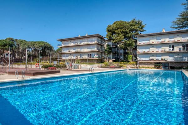 Apartment With Pool And Tennis - Costa Brava (Spain)