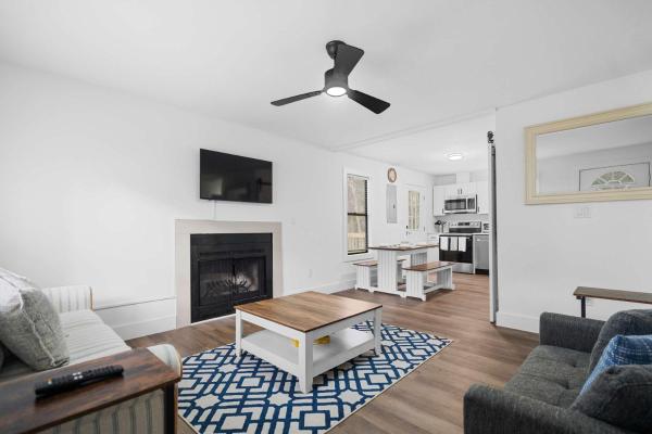 8 Minutes To Unc - Outdoor Deck - Washer And Dryer - Chapel Hill, NC