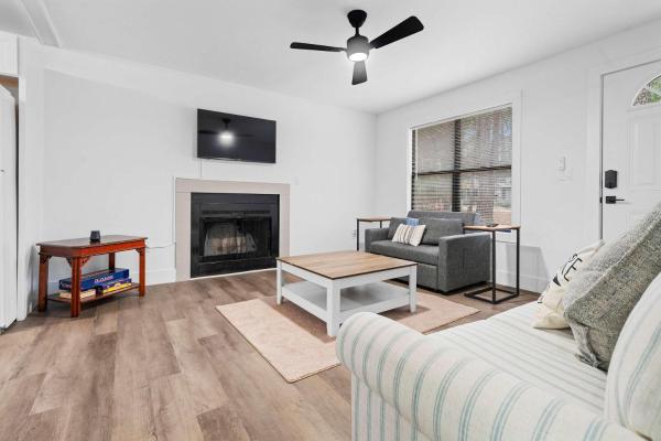 Minutes From Unc - 15 Min To Duke - Private Deck - Chapel Hill, NC
