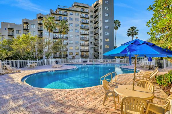 Dog-friendly Condo With A Kitchenette, Ac, Pools, Hot Tubs, Tennis, & Gym - Orlando
