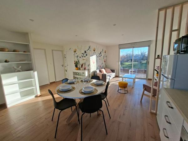 Gîte Le Carrier Classé 4 éToiles 2 à 5 Personnes Au Coeur Des Volcans D'auvergne - Pontgibaud