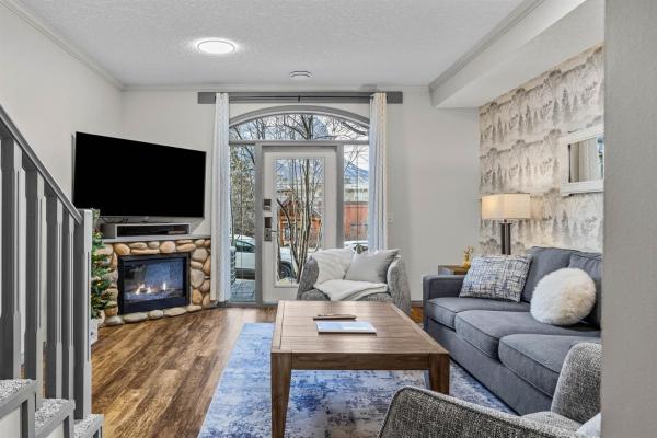 Mystic Springs #108 - Hot Tub And Pool, Pets Managed By Little Sister Getaways - Canmore