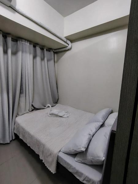 Jjl Staycation - Manila