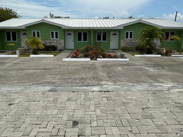 Jubilee Gardens Freeport - The Bahamas