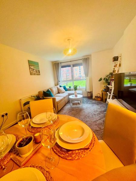 Modern 2 Bed Apartment Secure Parking & Perfect For City-stadium - Glasgow