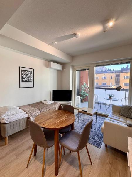 Kotimaailma Apartments - Parvekkeellinen Keskustakaksio - Aleksanterinkatu - Tampere