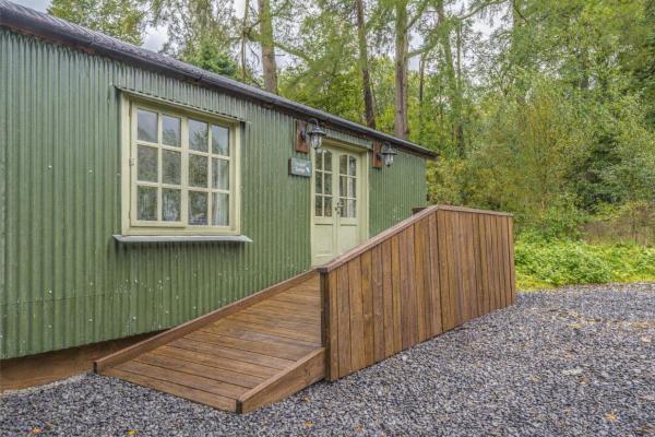 Willow Lodge, Lake District Shepherd Hut With Hot Tub - Hawkshead