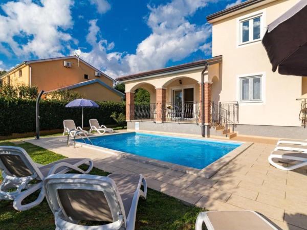 Apartment Lara With Pool - Rovinj