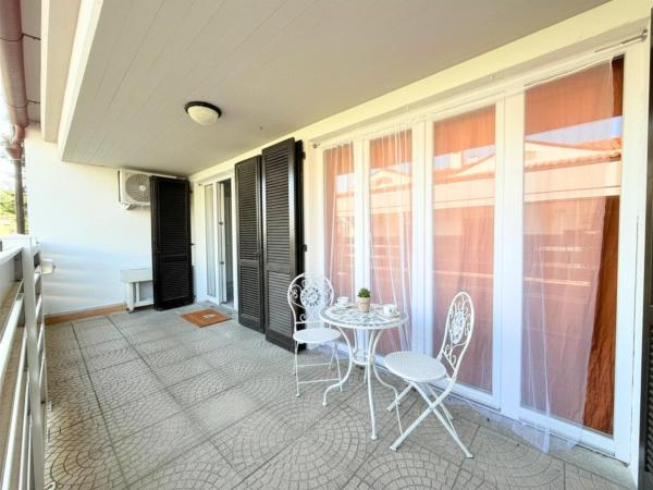 M457- Marcelli, Trilocale Con Corte, Aria Condizionata E Posto Auto - Recanati