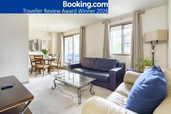 Entire Condo Downtown, Walk To Bmo & Stampede, Ug Parking, 1,5 Hrs To Banff - Calgary