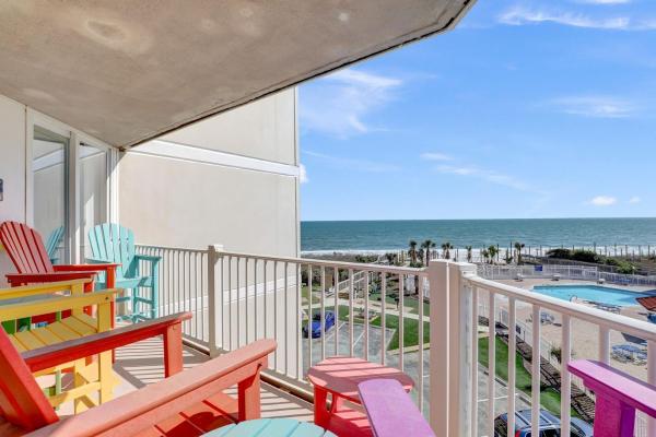 Newly Updated Beautifully Decorated Oceanfront Condo - North Topsail Beach, NC