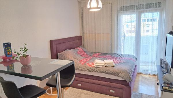 Nina Apartment - Central Station - Montenegro