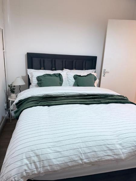 Settles Street Hideaway- Near Central London For 4 People - Londres