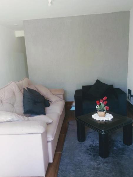 Casa Em Cabo Frio Com áRea Externa E Chuveirão - Cabo Frio