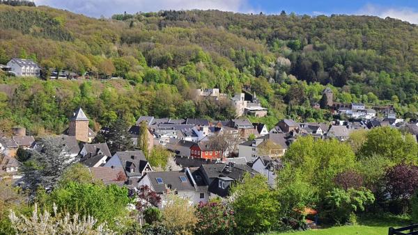 Fewo Lieblingsblick, Gemütlich & Chic - Euskirchen