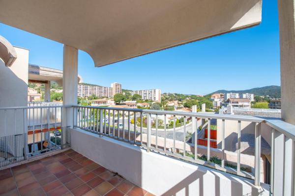 Apt With Pool 10 Min From The Beach - Var