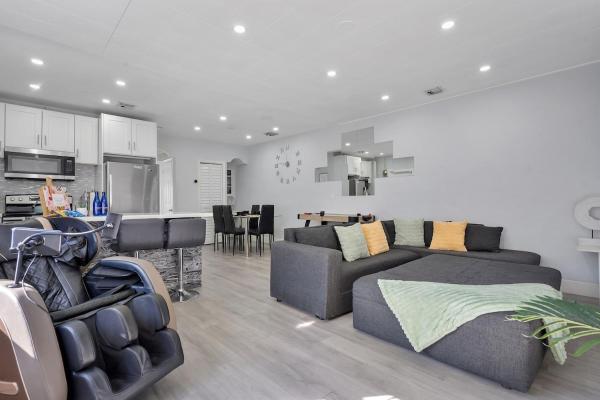 Massage Chair, Games, 8 Min To Beach, Dt & Airport - Miami