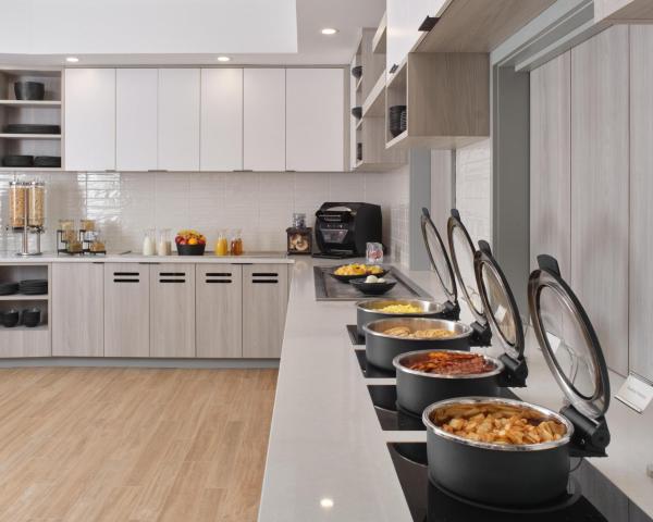 Hyatt House Schenectady / Mohawk Harbor - Clifton Park, NY