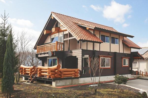 南阿蘇 林画邸 Log House By Ritomaru - Kurokawa